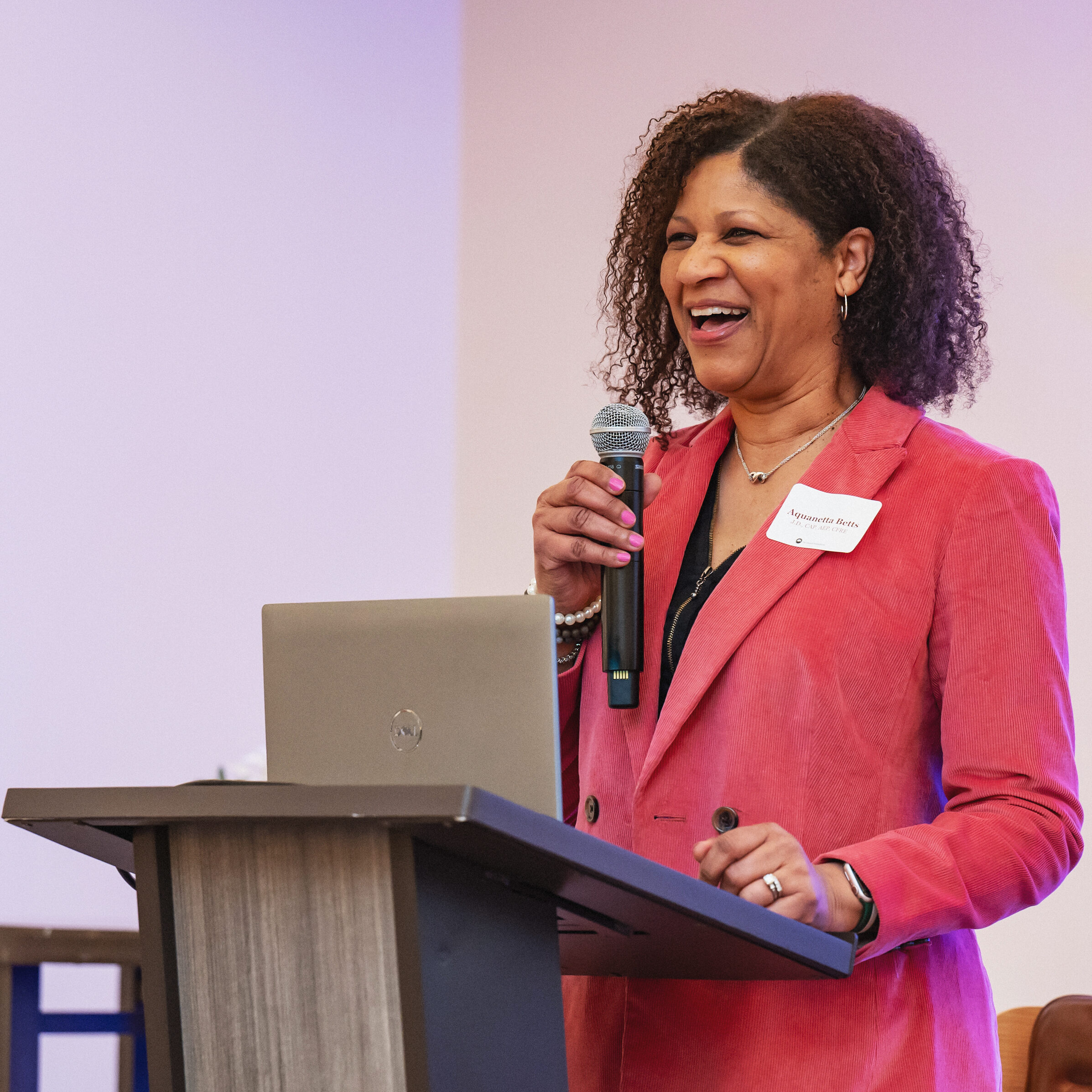 Expert Aquanetta Betts speaks at the 2024 fall workshop for ...